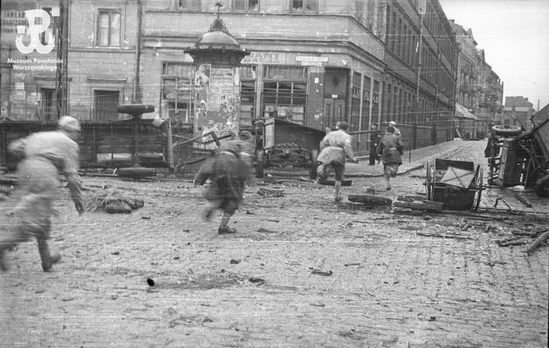 20 Facts that Brutally Highlight the Warsaw Uprising of 1944 - History ...